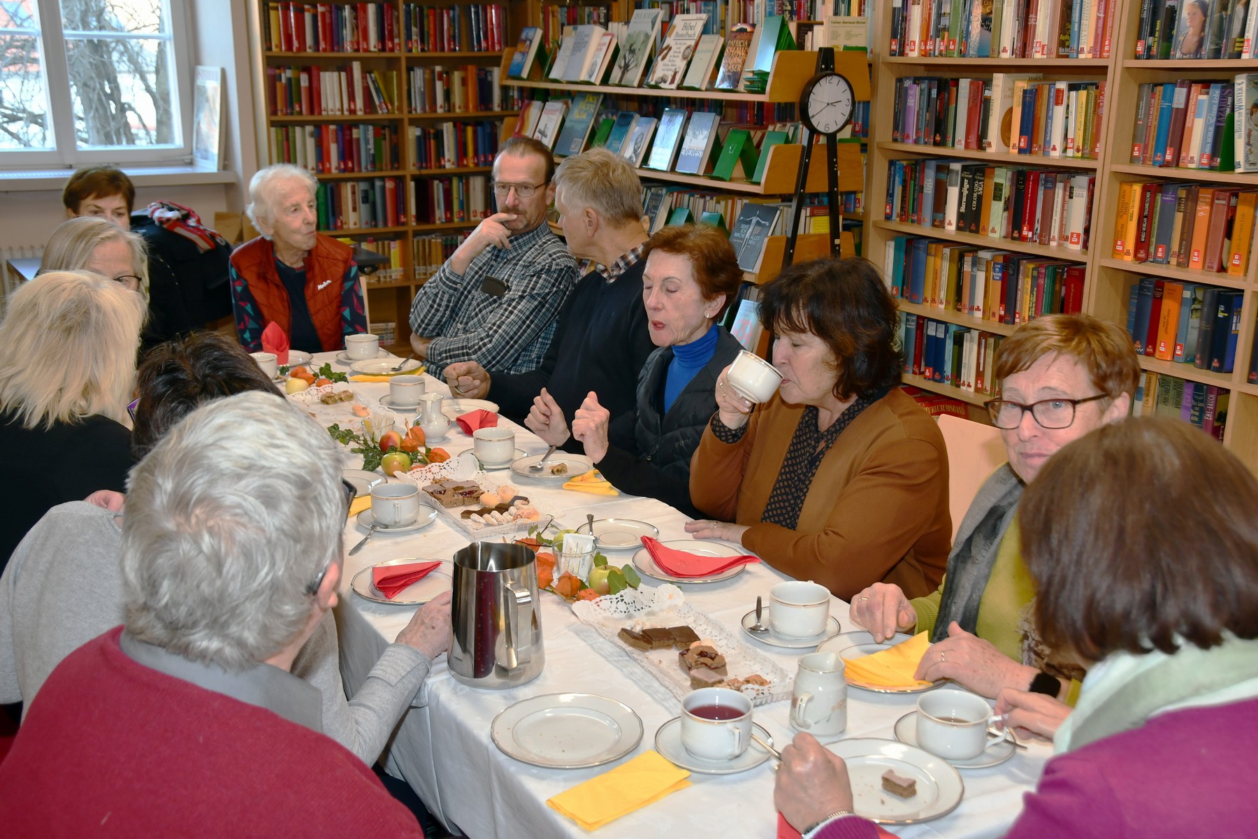 Marktgemeinde Weißkirchen | Gut angenommen: Altentag der Pfarre Weißkirchen